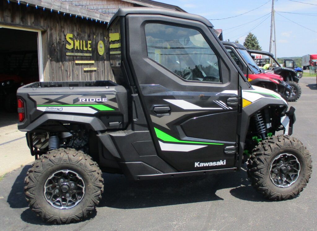 2025 Kawasaki Ridge 1000 Deluxe HVAC Premium 4×4 All Season SxS – 116HP ...